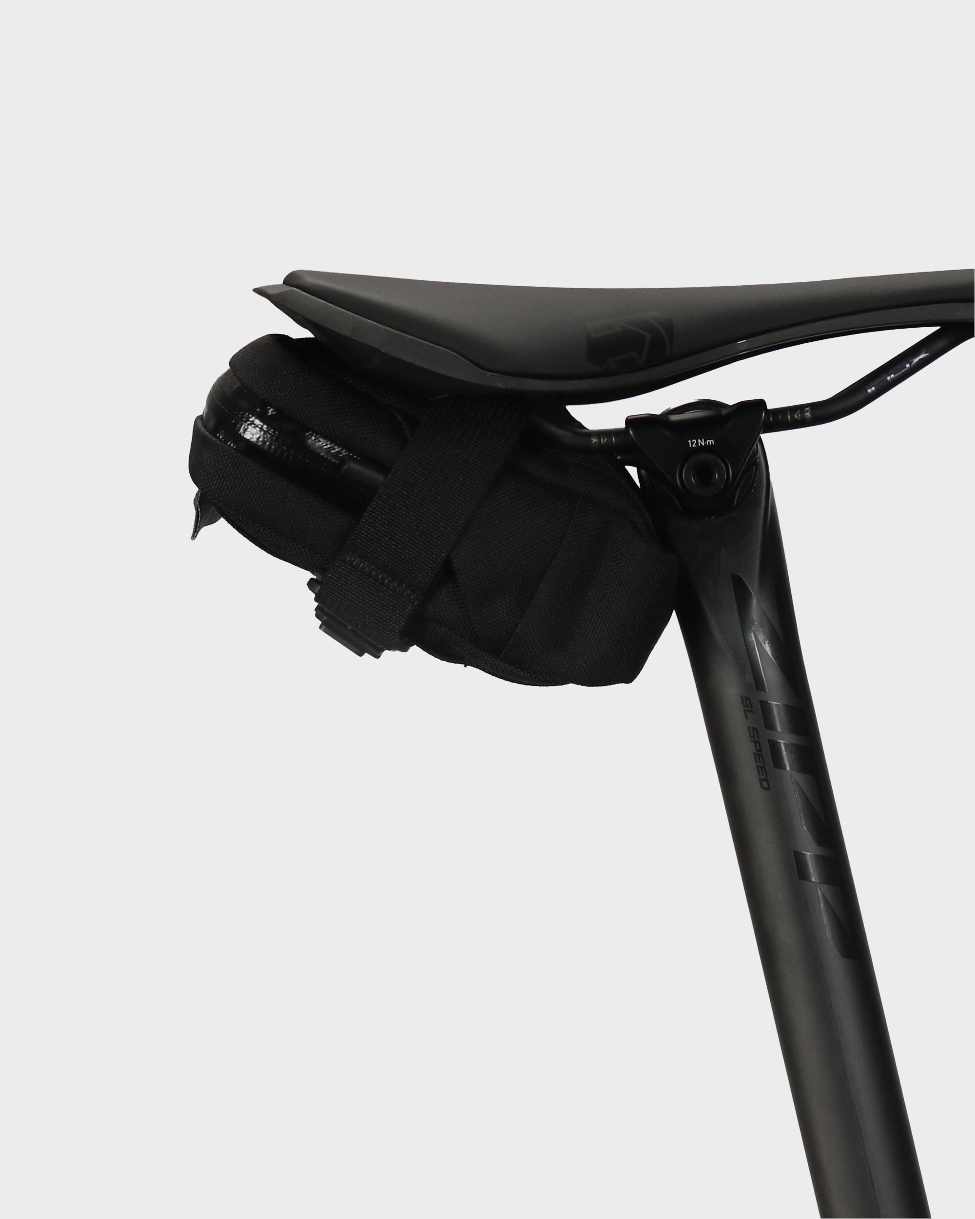 Plan B saddle bag - Carry a spare tube, CO2 cartridge and tools ...